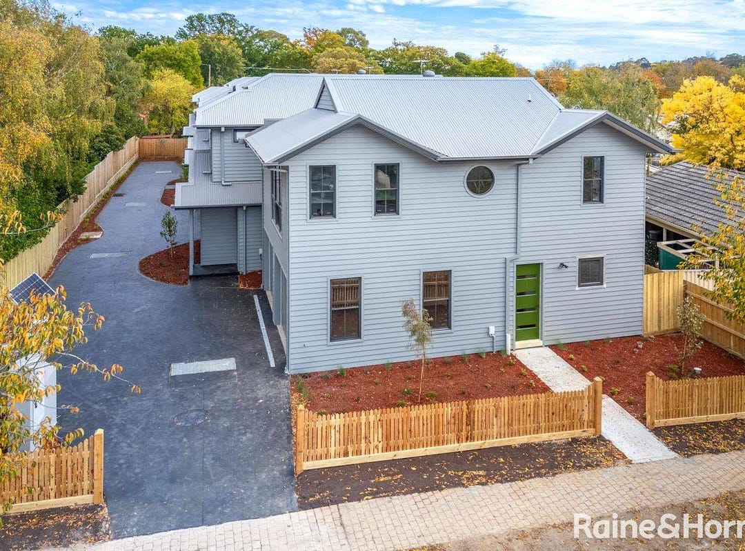 1/48 Brantome Street, Gisborne, Vic 3437 Offices for Sale - RealEstate KH