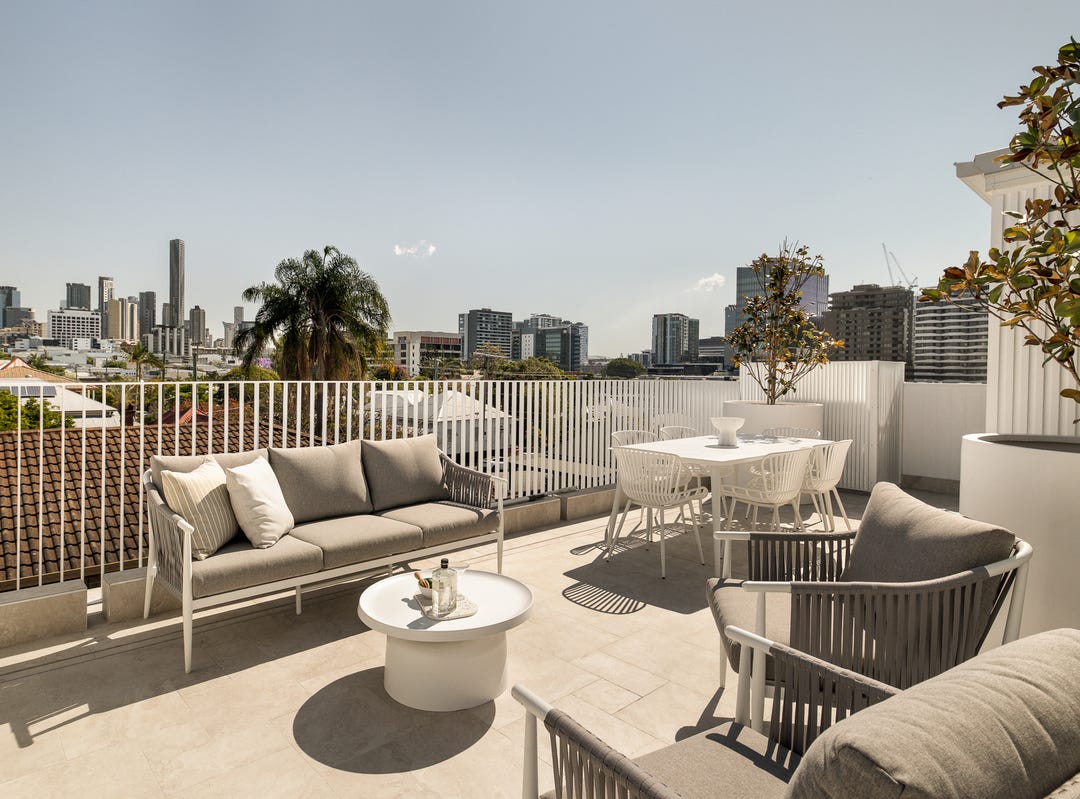 207 Arthur Street, Teneriffe, Qld 4005 House for Sale - RealEstate KH