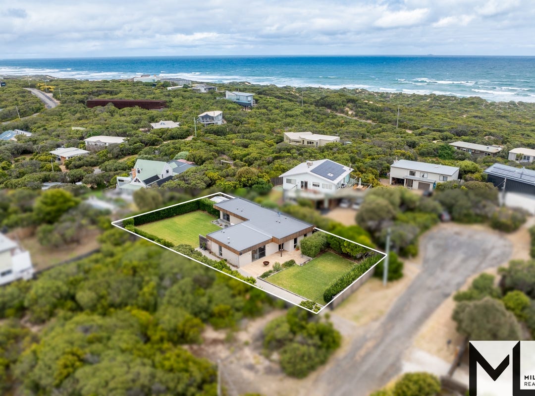 14 Claudius Court, St Andrews Beach, Vic 3941 House for Sale ...