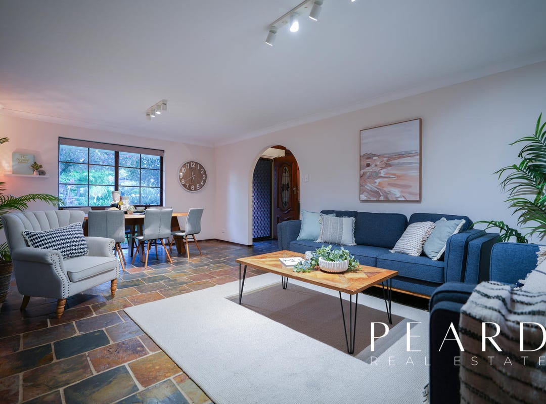 8 Fulham Place, Duncraig, WA 6023 House for Sale - realtor.com