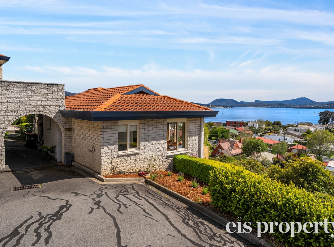 3/7A Chessington Court, Sandy Bay, Tas 7005 House for Sale - RealEstate KH