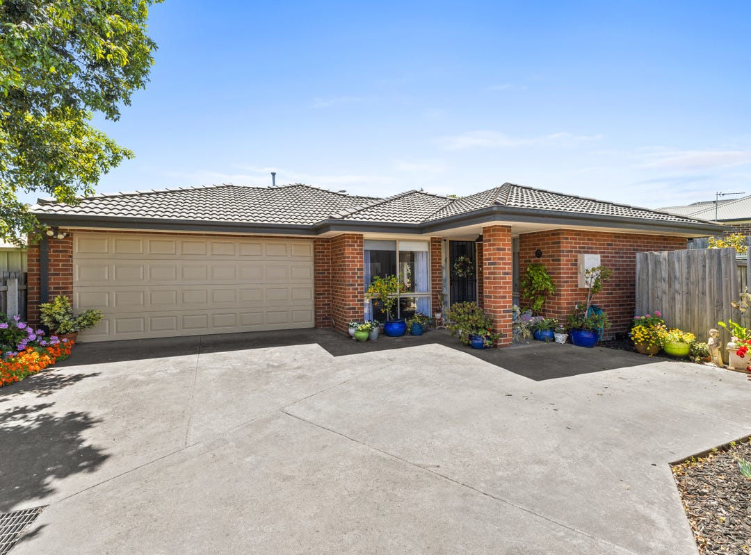 2/2 Lawn Avenue, Traralgon, Vic 3844 Townhouse for Sale - RealEstate KH