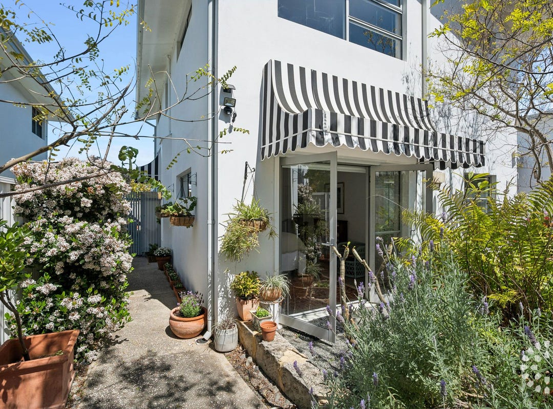 13C Simper Crescent, White Gum Valley, WA 6162 House for Sale ...