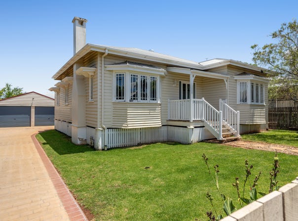 16 Rosewood Street, Toowoomba City, Qld 4350 House for Sale - realtor.com