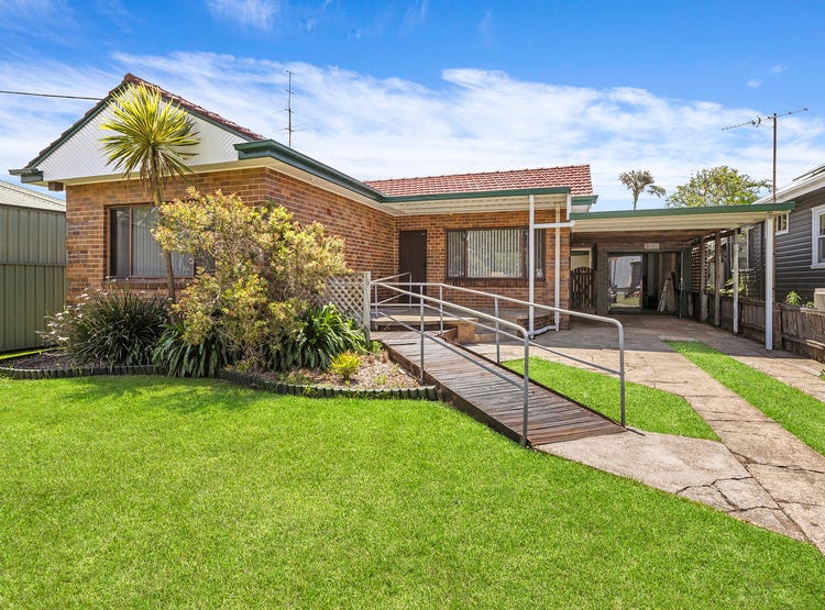 6 Jardine Street, Fairy Meadow, NSW 2519 House for Sale - realtor.com