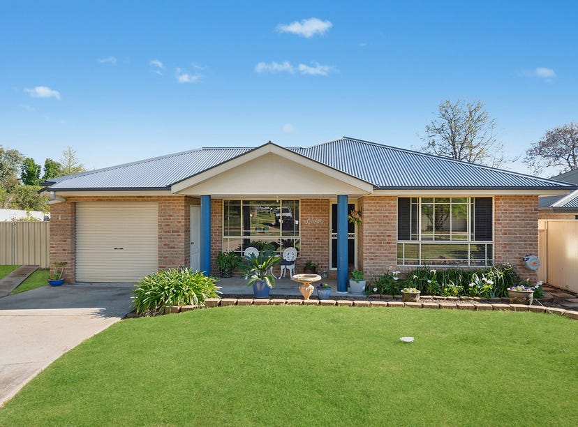 8 James Street, Gulgong, NSW 2852 House for Sale - RealEstate KH